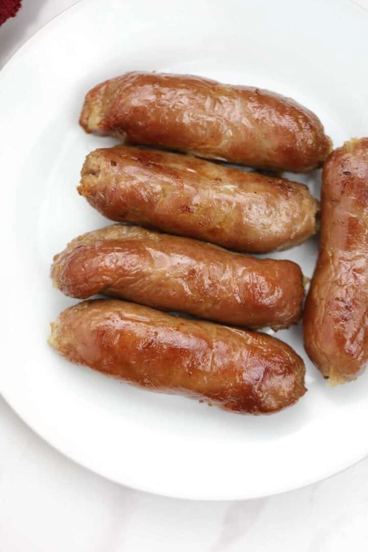 How To Cook Frozen Sausages - cookinghelpcenter.com